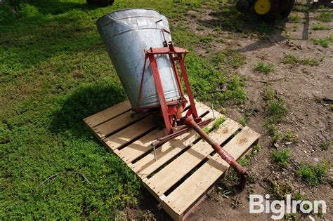 Herd F160 3 Pt Seeder Wbroken Impeller Agriculture Bigiron