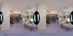 WETVR Photo Shoot Turns Into Sex Session In VR Porn Videos