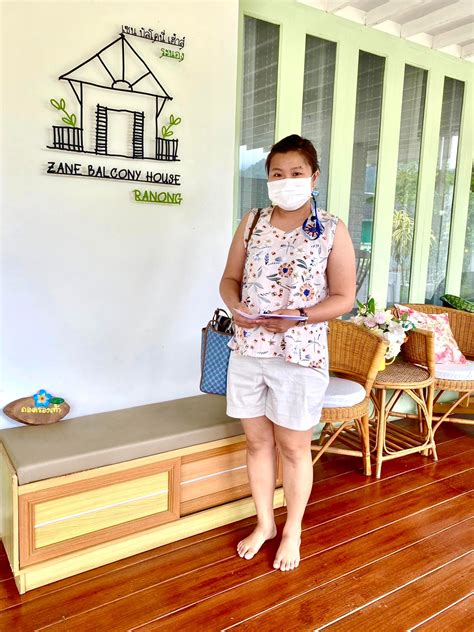 ห้อง 5 ลุวัง เตียงเหล็ก 6 ฟุต ห้องเล็กกะทัดรัด แต่มีครบทุกอย่าง เตียง