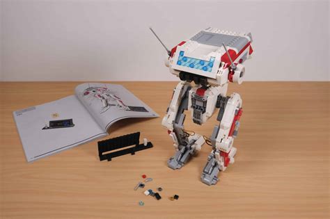 Ein treuer Begleiter: Der LEGO Star Wars 75335 BD-1 im Review!