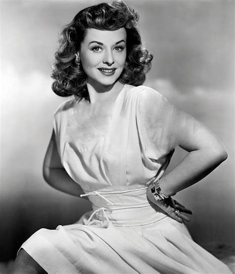 نگاهی به زندگی عاشقانه بحث برانگیز چارلی چاپلین که با ۴ زن بسیار جوان