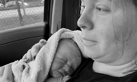 Sofies Bevallingsverhaal ‘onderweg Naar Het Ziekenhuis Krijg Ik Persweeën