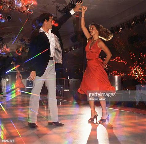 Couple Dancing In Disco News Photo Getty Images