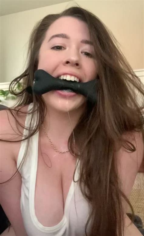 Cute Lil Pup Wiggles 🥺 Tumbex