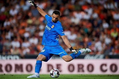 გიორგი მამარდაშვილმა ვალენსიაში მაისურის ნომერი შეიცვალა