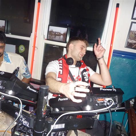 Teaching Assistant · Artist Profile