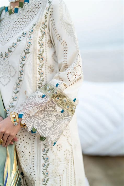 Saagar By Aabyaan Luxury Festive Unstitched Lawn Suits 2025 Arsin A