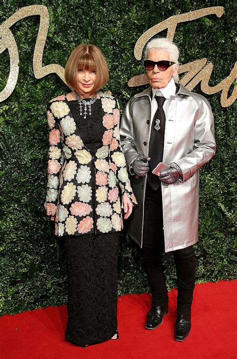 Levoluzione Di Anna Wintour La Prima Donna Della Moda Over 70 Fem