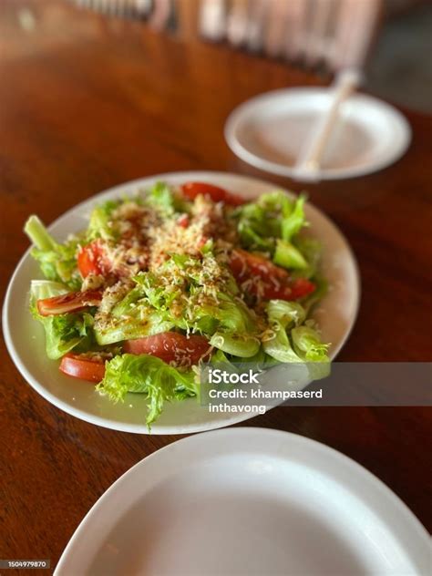 향신료와 토마토를 바꿔라 건강을 사랑하는 사람들을위한 음식 체중 감량을 원하는 사람들을위한 음식 혈액 속의 지방을 줄입니다 0명에 대한 스톡 사진 및 기타 이미지 Istock