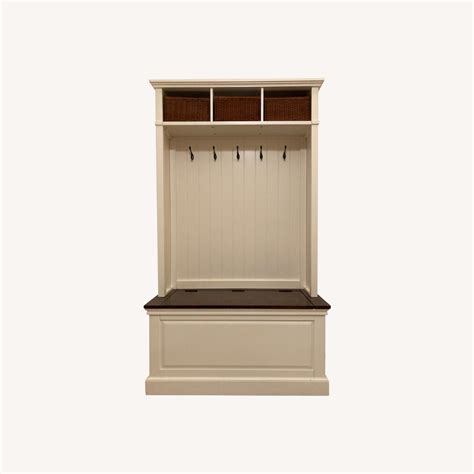 Raymour And Flanigan Wall Unit Hal Tree Aptdeco