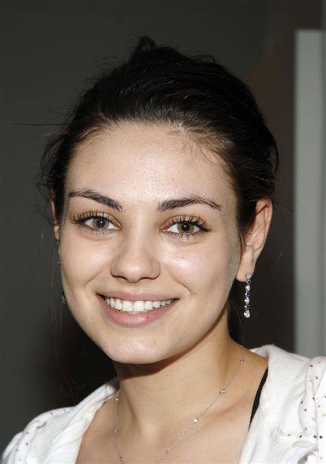 Mila Kunis R Famousfaces