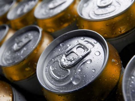 Trump Anuncia Un 25 De Aranceles A Latas De Cerveza