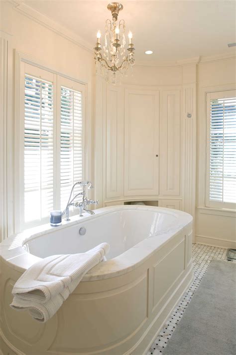Curved Alcove Whirlpool Tub