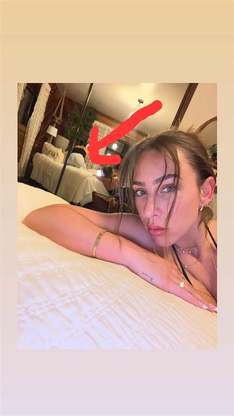 Selena Gomez Massive Ass In Paris R SelenaGomezLust