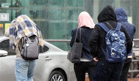 오늘의 날씨 인천27일 수흐리고 비 5㎜ 일교차 커 파이낸셜뉴스