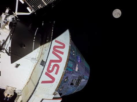 Orion Spacecraft Completes Final Moon Flyby Smithsonian