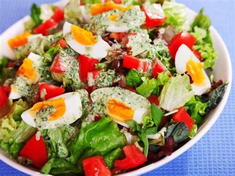 Compound Salad Madinotes
