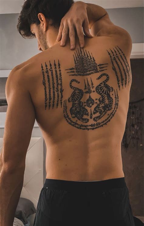 Male Back Tattoo Ideas For Men