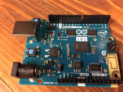 Intel Arduino 101 BLE Blynk Tank Electron Hacks