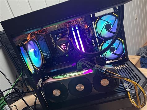 When I Press Power Button Screen Doesnt Show Up ı Keep Getting Cpu