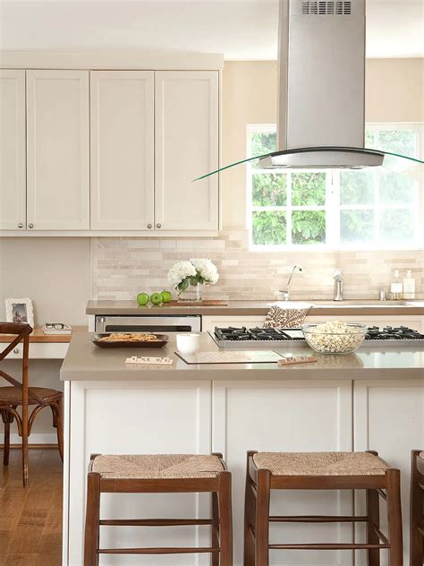 10 Best Backsplash For Cream Cabinets Stylish Backsplash