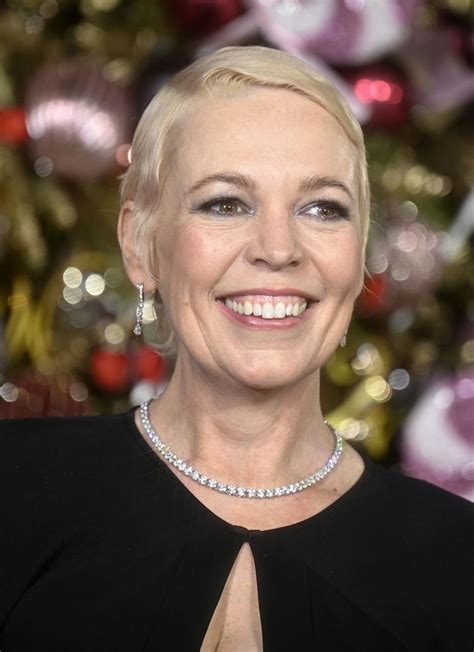 Olivia Colman Looks Unrecognisable With New Peroxide Blonde Hair