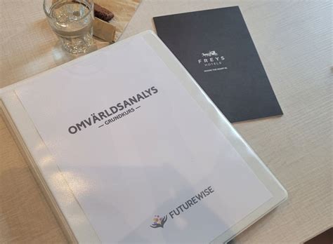 Maria Lindberg Howard På Linkedin Går En Spännande Kurs I Omvärlds