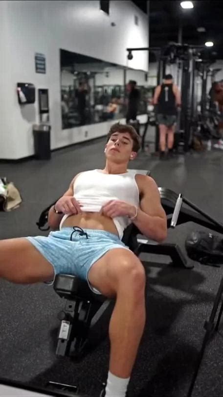 Derik Explore The Archives Tumbex