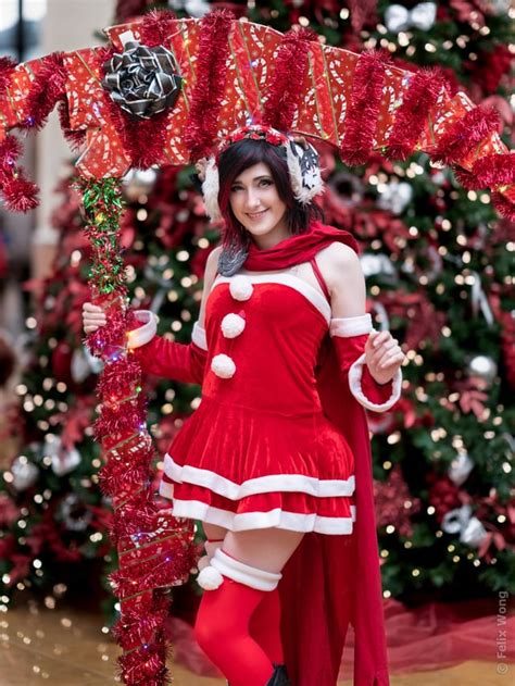 Ruby And Present Rose Cosplay By Mangoloo Rrwby