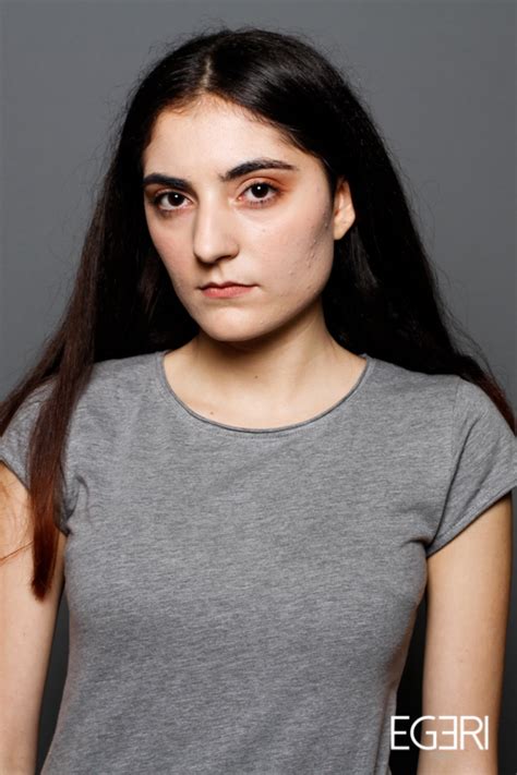 Yasmina Po Egeri Tour