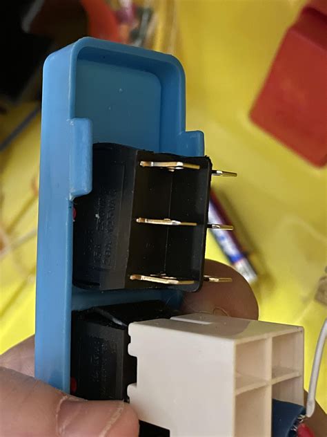 How Do I Wire A Dual Spst 6 Pin Switch Relectricity
