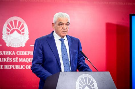 Премиерот Заев со министерот Филипче и директорите на ФЗО Дончев и Рамадани Обезбедени 465