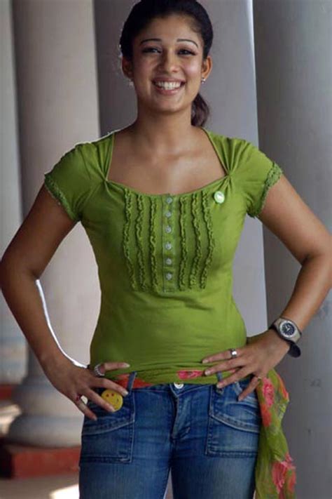Nayanthara Sexy Hd Wallpaers Wallpapers