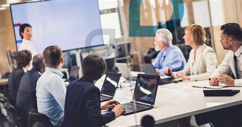 How Decision Intelligence Strengthens Business Resiliency In Economic Turbulence