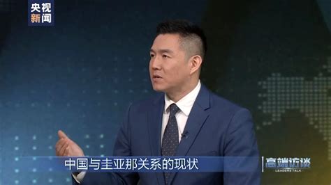 සංවර්ධනය වෙමින් පවතින රටවල් පොදුවේ මුහුණ දී සිටින ප්‍රශ්නවලදී චීනය චින්තනික නායකත්වය හා ප්