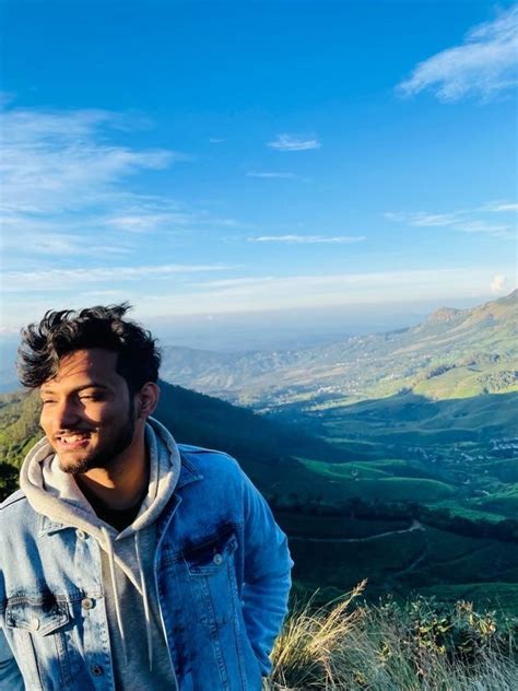 Shubham Sonthalia Medium