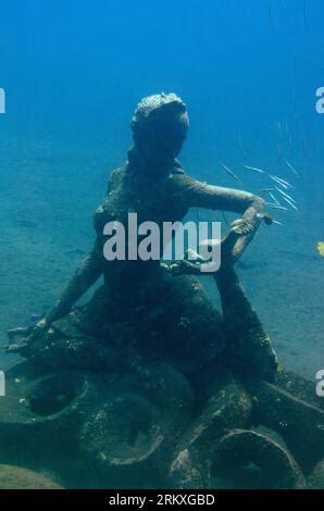 Underwater Statue Jemeluk Bay Gallery Dive Site Amed East Bali