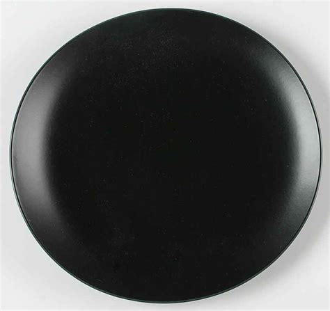 Curve Black Dinner Plate By Mikasa Replacements Ltd