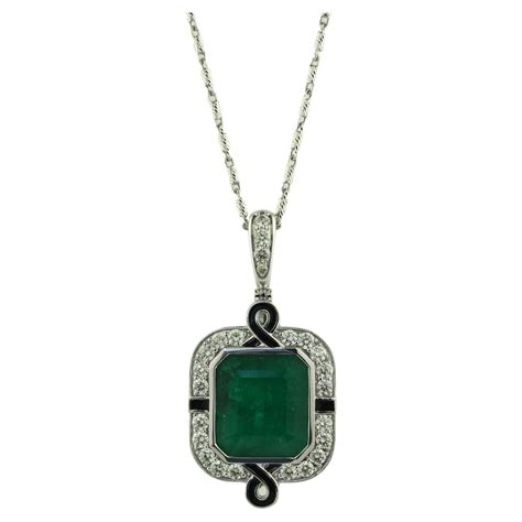 Important Emerald Pendant Necklace With Diamonds 20 Carats 18k White