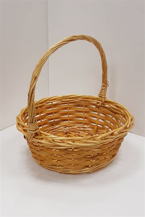 КОРЗИНЫ ИЗ РОТАНГА. Купить ротанговую корзину в Москве.
