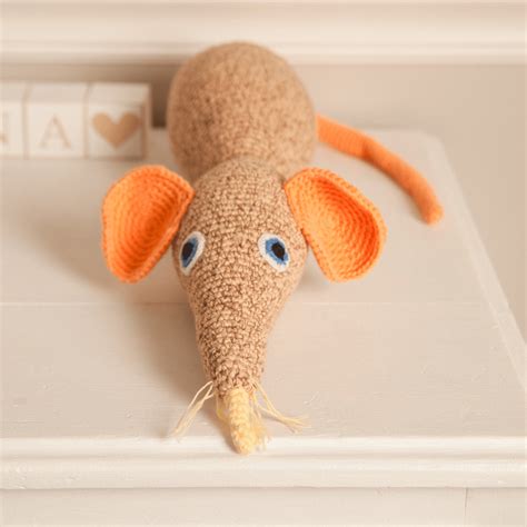 Squeaky The Mouse Honey