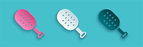 종이 컷 사우나 브러시 아이콘은 파란색 배경에 분리되어 있습니다 욕조에서 씻기 위해 굵은 강모가있는 나무 브러시 안티 셀룰 라이트 마사지 종이 아트 스타일 벡터 3차원