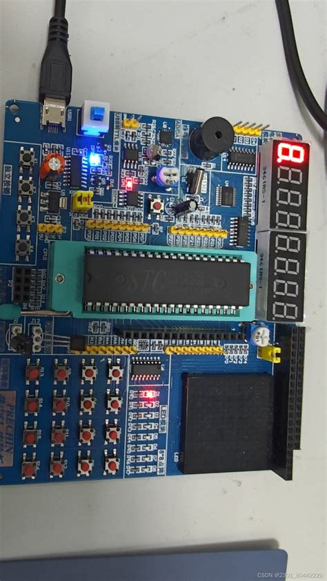 使用单片机实现led灯控制：16进制操作与延时功能 Csdn博客