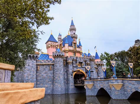 Secrets About The Sleeping Beauty Castle At Disneyland Dvc Shop
