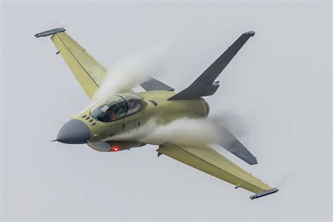 Aag Th บันทึกประจำวัน Lockheed Martin สหรัฐฯเปิดตัวเครื่องบินขับไล่ F 16v Block 70 ไต้หวันที่