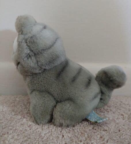 Vintage 1980s Dakin Plush Nermal Stuffed Toy 4743912608