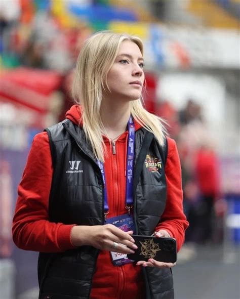 В Международный Женский День мы поздравляем всех милых дам с праздником весны и желаем им