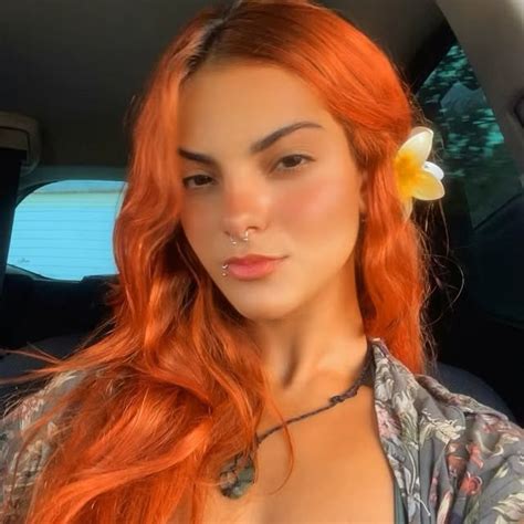 Anna Lua🧜🏻‍♀️ Anna Lua Alves • Instagram Photos And Videos