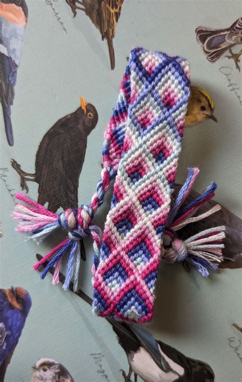 Normal Pattern 37859 Braceletbook