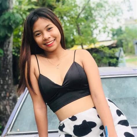 Angela Angela Twitter